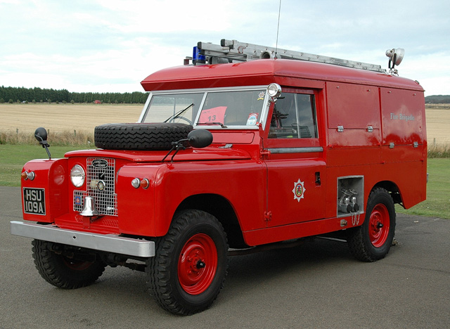 Fire Engines Photos - Land Rover