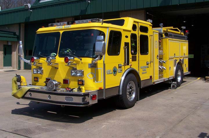 Fire Engines Photos - OWL Volunteer Fire Department Engine 512