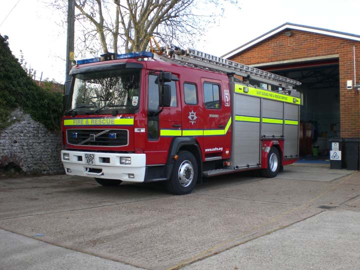Fire Engines Photos - East Sussex Extended Rescue Pump Pevensey