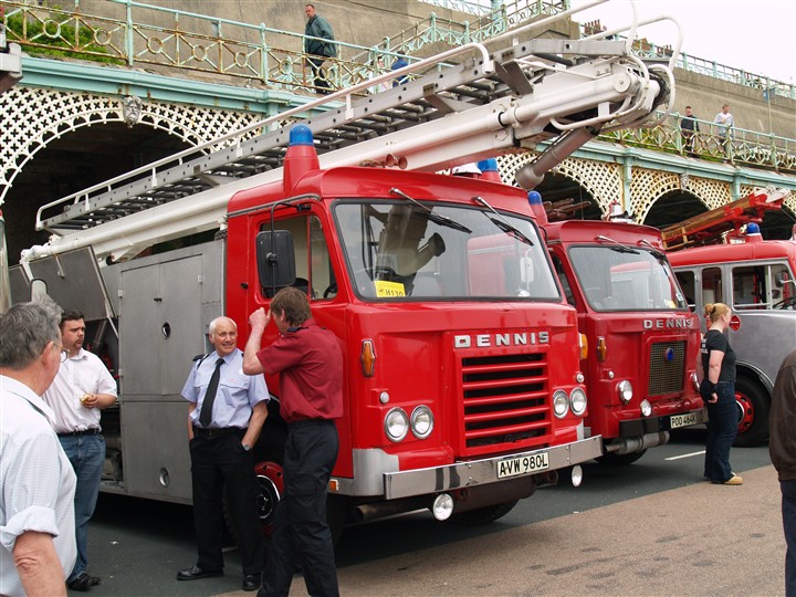 Fire Engines Photos - 2008 HCVS London to Brighton Run AVW980L