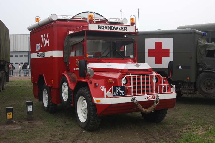 Fire Engines Photos - Royal Dutch Army DAF YA126