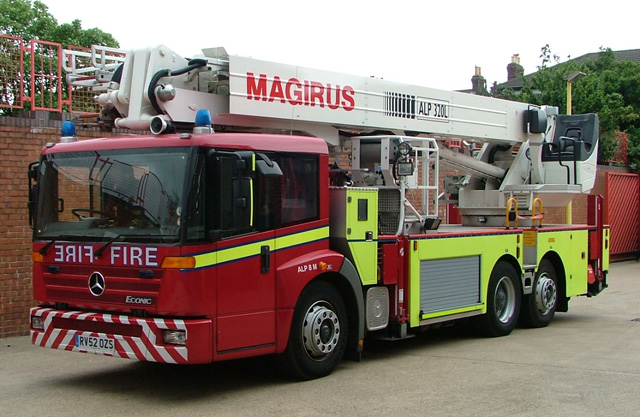 Fire Engines Photos - Mercedes ALP London FB