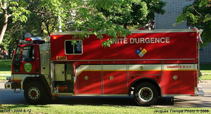 Fire Engines Photos - QFD-1105