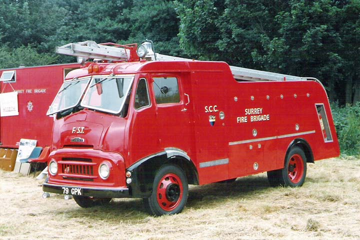 Fire Engines Photos - 1958 Austin FE/Surrey Fire Brigade Foam & Salvage