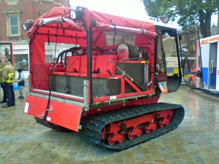 Fire Engines Photos - Tracked unit at 999 Day Darwen, Lancashire