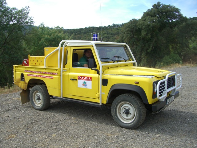 Fire Engines Photos - C.C.F.L. Landrover 110 - 600 litres