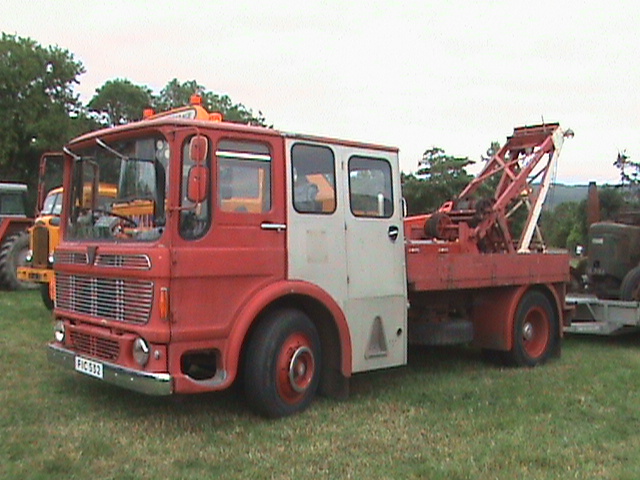 Fire Engines Photos - AEC recovery crane