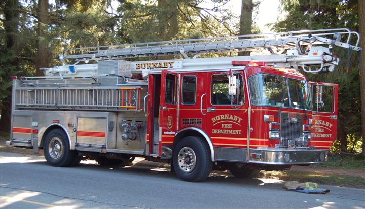 Fire Engines Photos - Burnaby Fire Department Engine 3-1