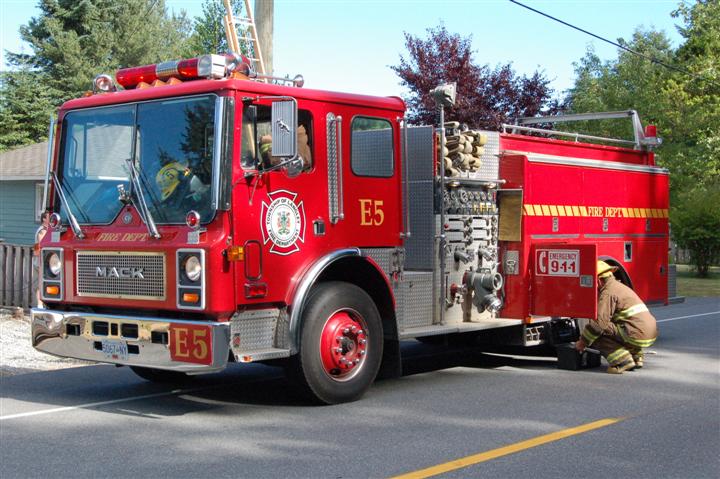 Fire Engines Photos - Township of Langley Fire Department Engine 5