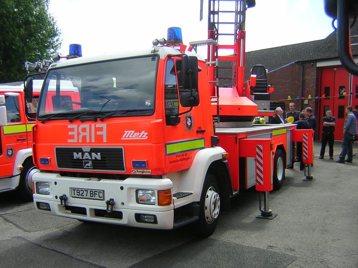 Buckinghamshire MAN turntable ladder