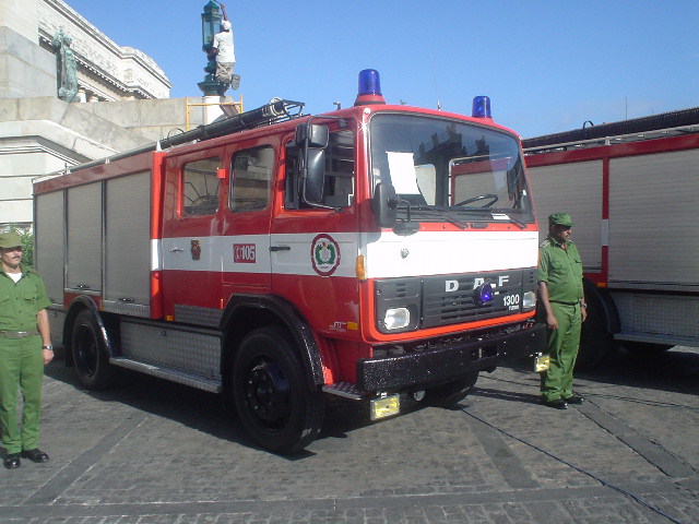 Fire Engines Photos - DAF Pumper, Havana City, Cuba