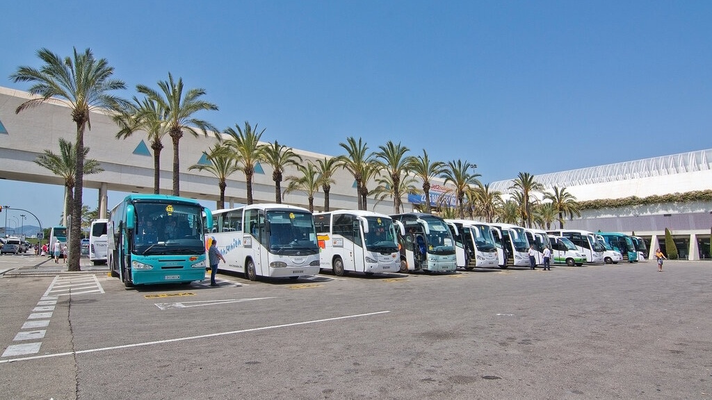 Bus Spain - intercity buses, companies and bus stations