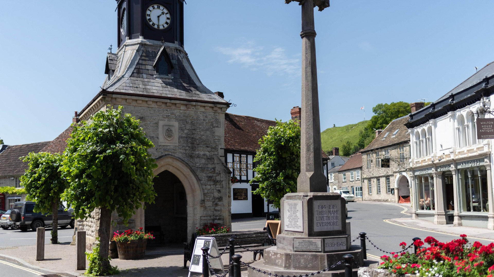 Things to do in Mere, Near The George Inn