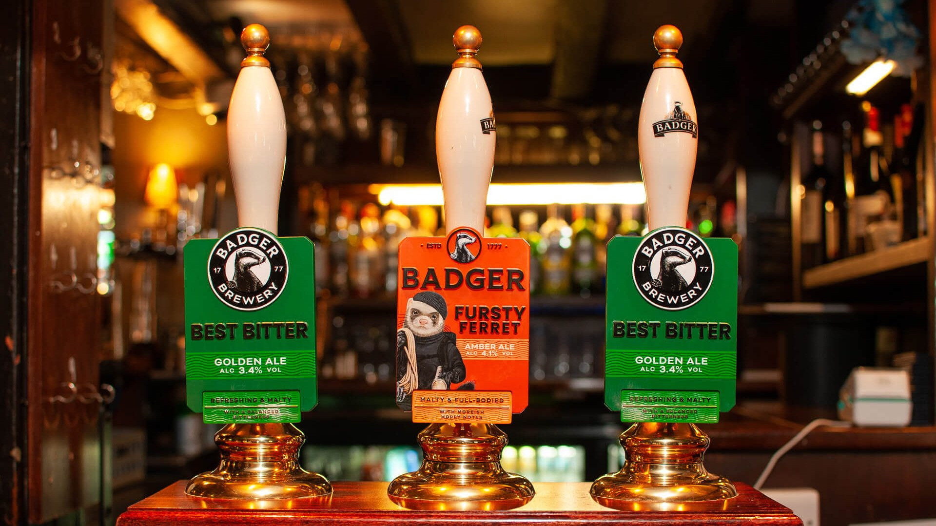 Drinks at The Chequers in Well, Hampshire