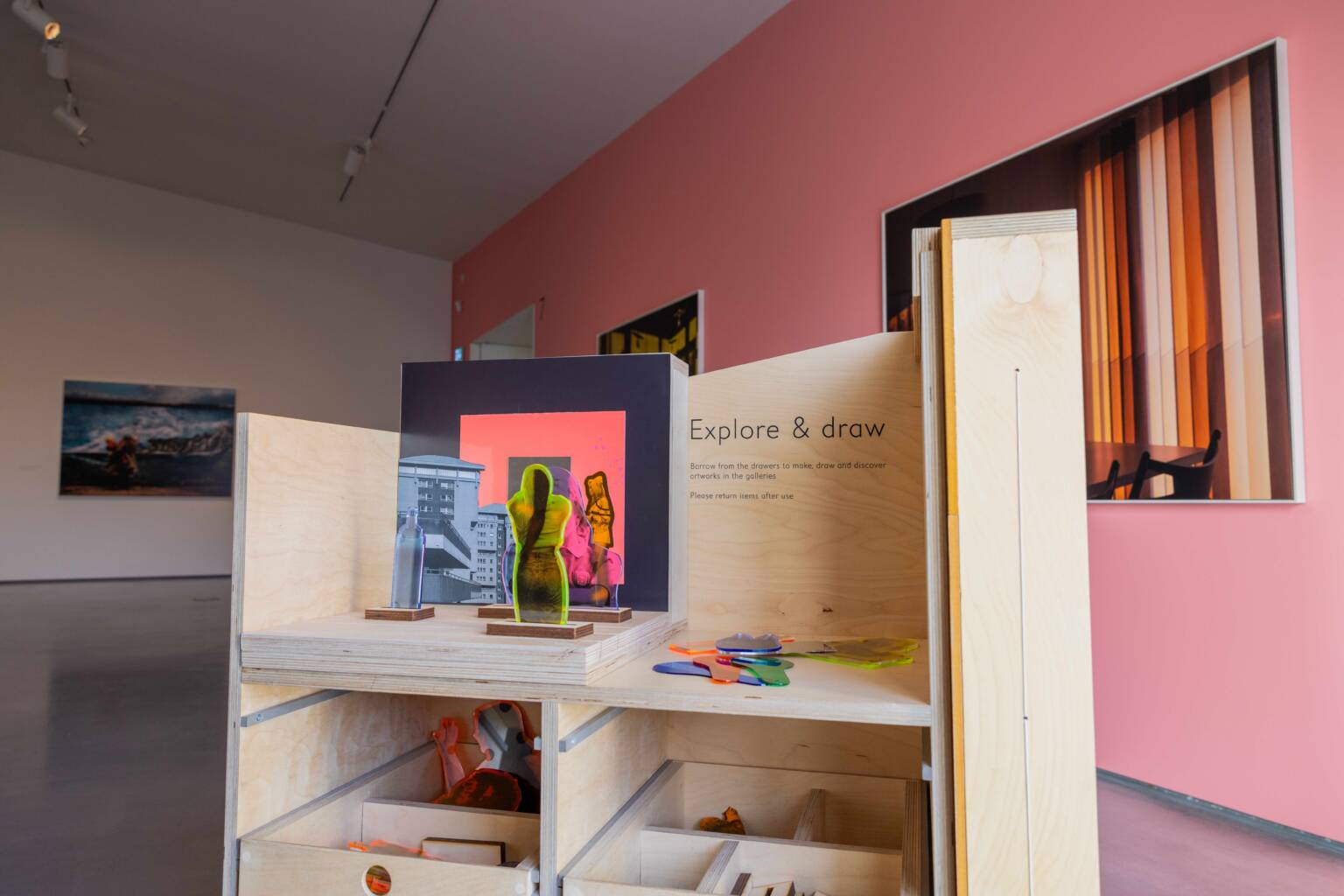 Explore & Draw stations