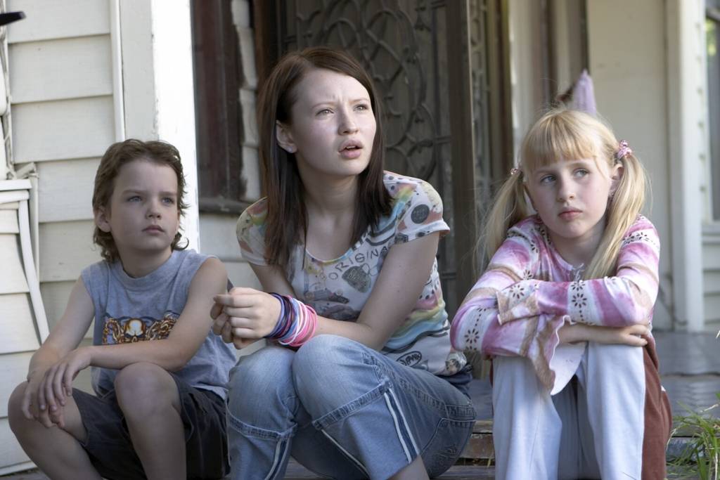 Stranded (2005 film) - Alchetron, The Free Social Encyclopedia