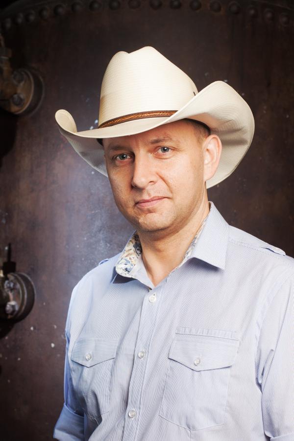 Brian Lawlor at home with Atlantic Crossing - Premium