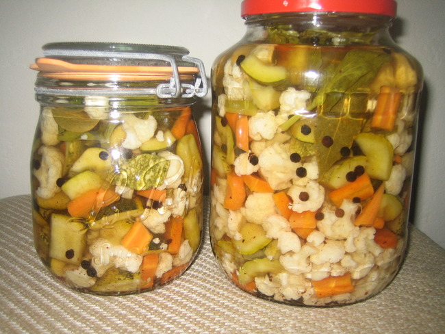 Pickles de légumes croquants à l'aigre-doux - Recette par emma.cuisine