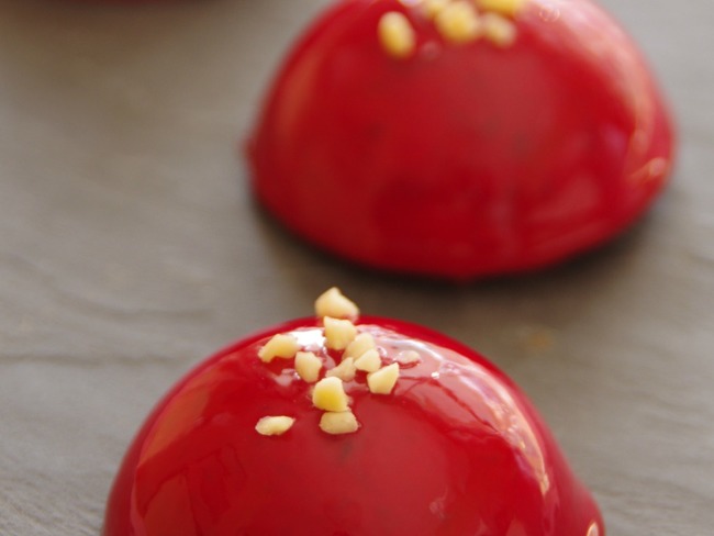 Dômes fruits rouges coeur citron - Recette par Le blog de Novice en cuisine