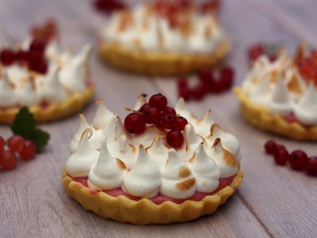 Tarte aux groseilles meringuée - Recette par Amandine Cooking