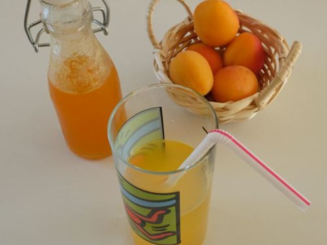 Sirop d’abricot maison - Recette par Mamou & Co