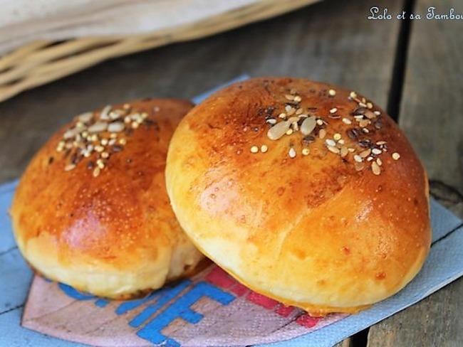 Pains à hamburgers extra moelleux - Recette par Lolo et sa Tambouille