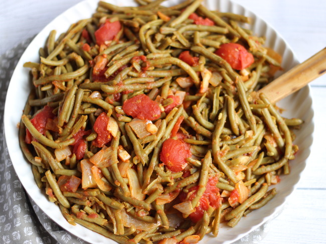 Haricots verts à la tomate - Recette par Elle mijote quelque chose