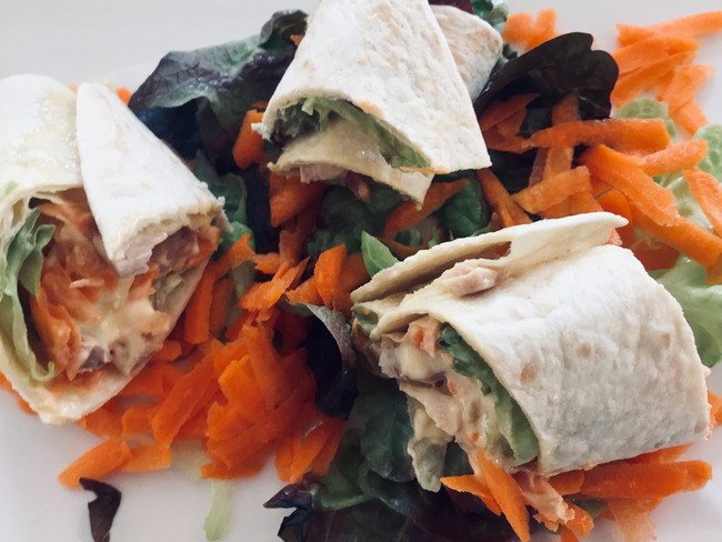 Wrap au poulet-crudités - Recette par passeportpourlacuisine