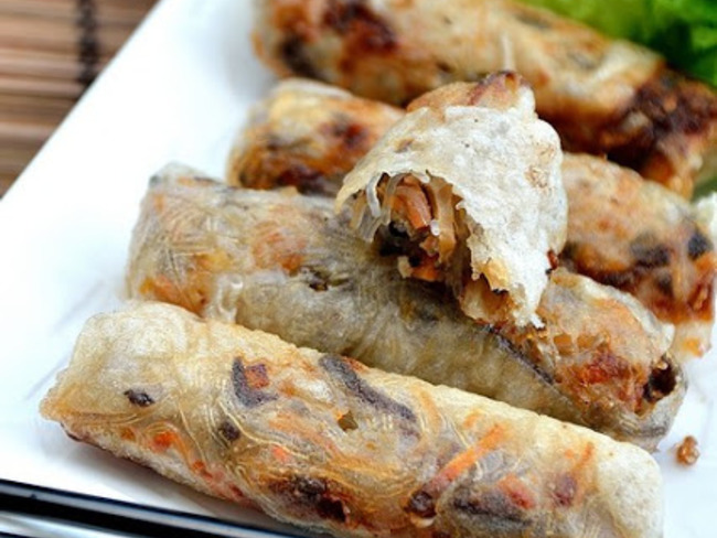 Nems au porc et aux crevettes bien croustillants - Recette par une ...