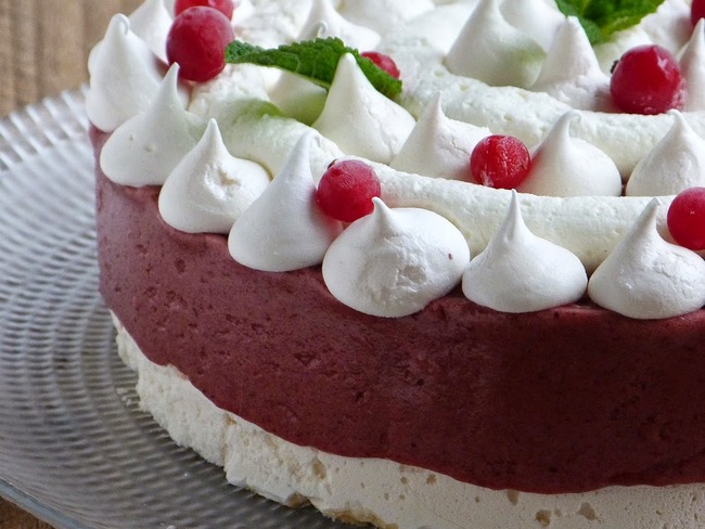 Vacherin glacé aux fruits rouges - Recette par Chic, chic, chocolat