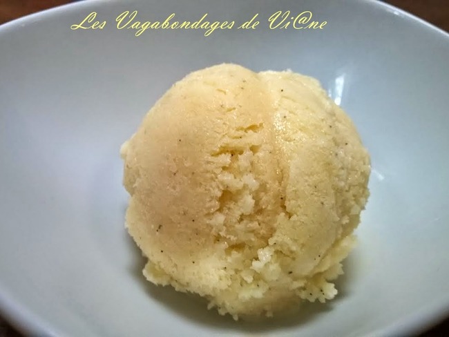 Crème glacée à la vanille - Recette par Les Vagabondages de Vi@ne
