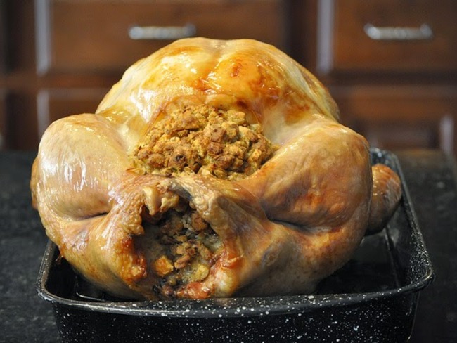 Dinde farcie à la mexicaine : à la viande et aux fruits - Recette par ...