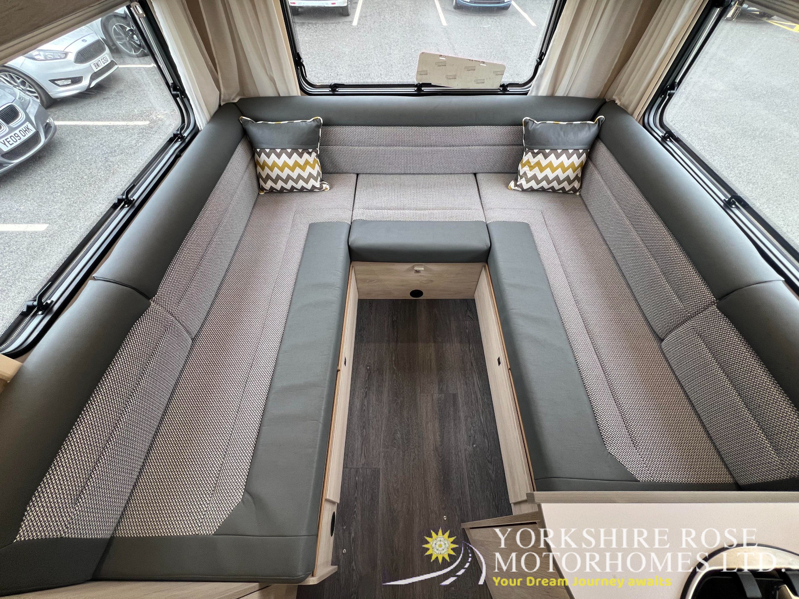2023 Auto Trail F-line F68 Grey