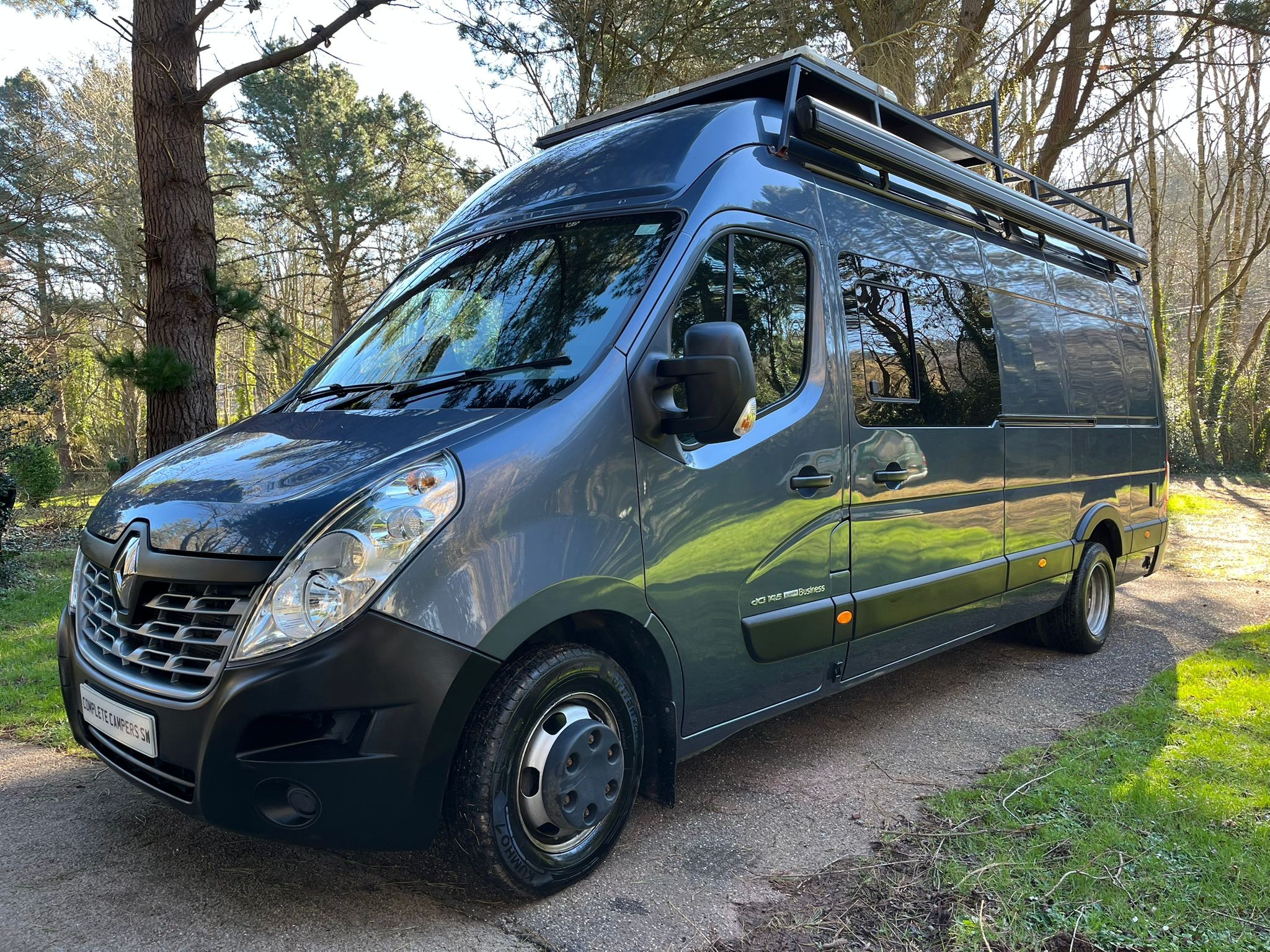 2017 Renault Master Blue