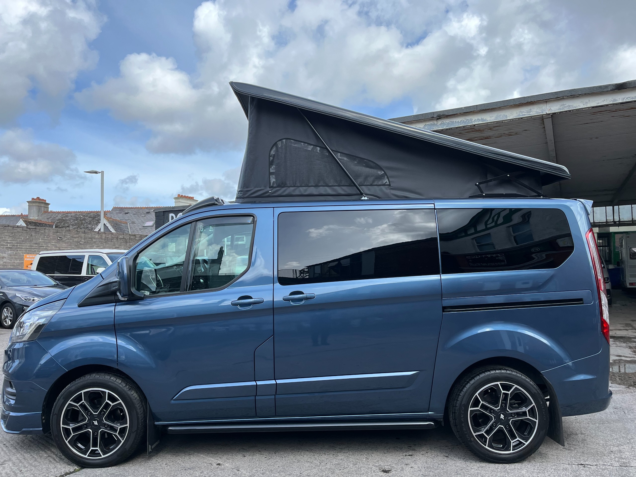 2023 Ford Transit Custom Blue