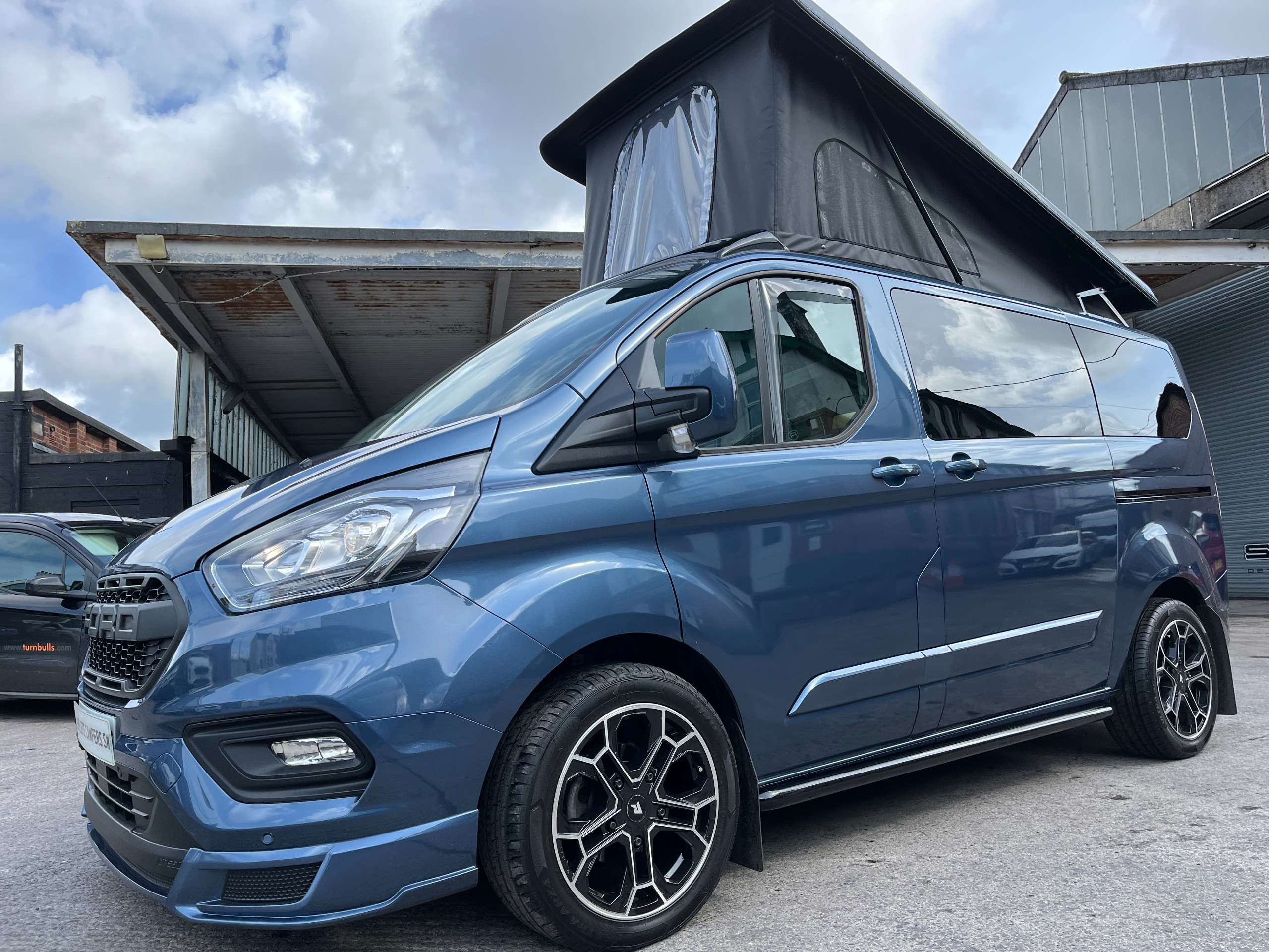 2023 Ford Transit Custom Blue