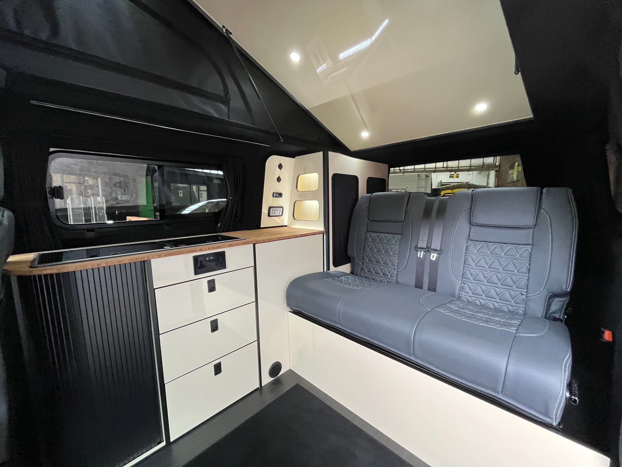 2023 Ford Transit Custom Blue