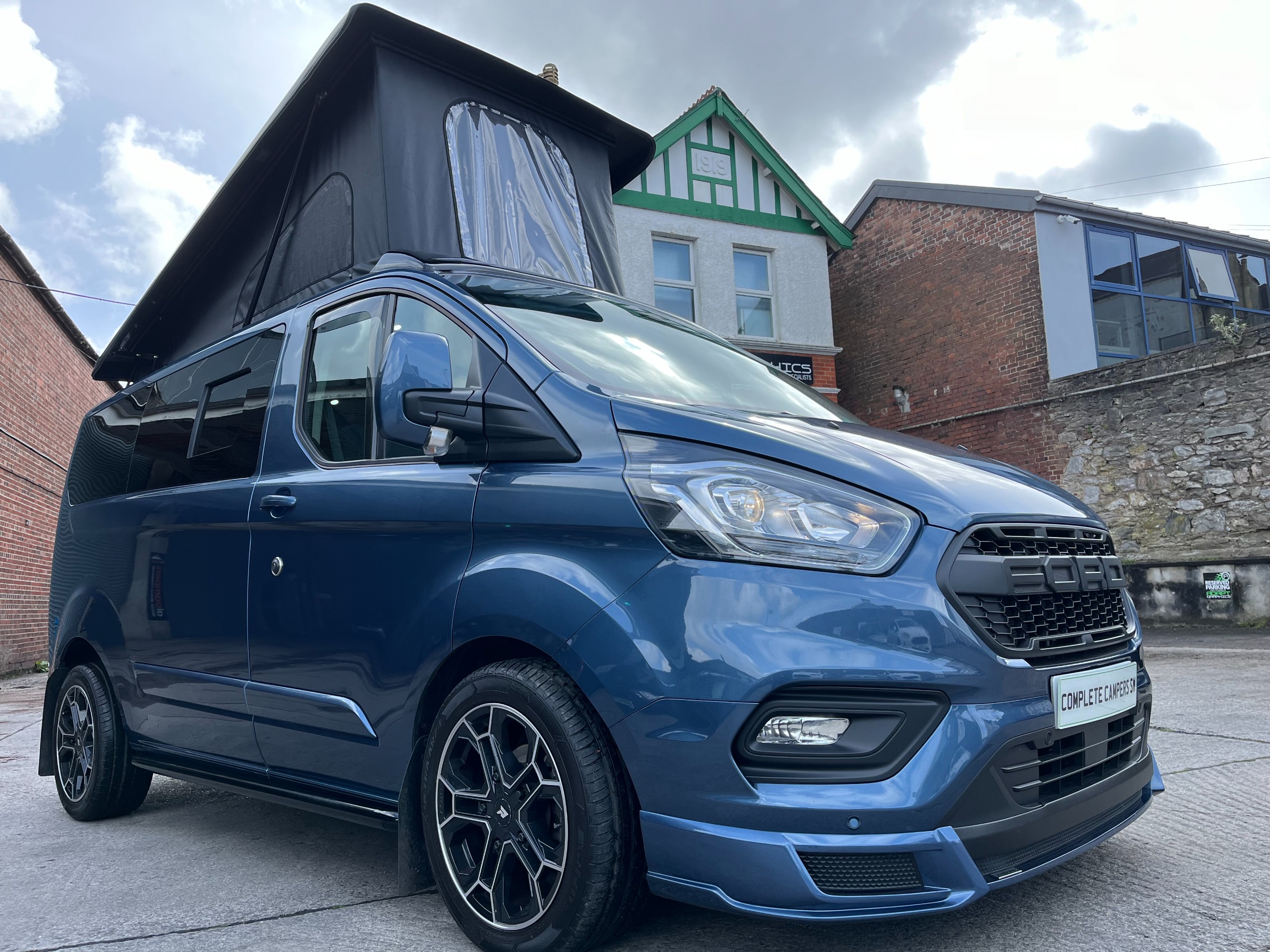 2023 Ford Transit Custom Blue