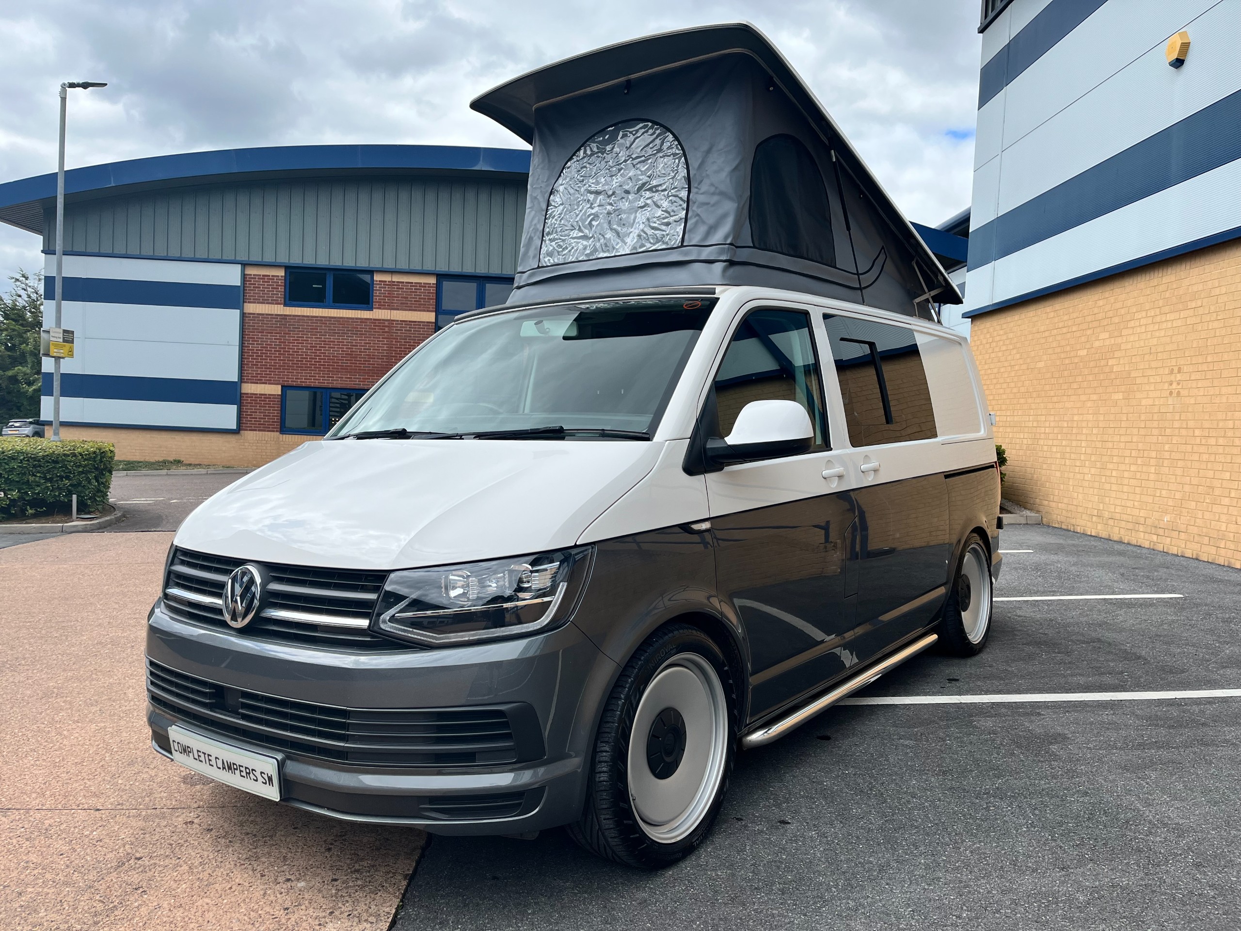 Volkswagen Transporter Pop Top Camper