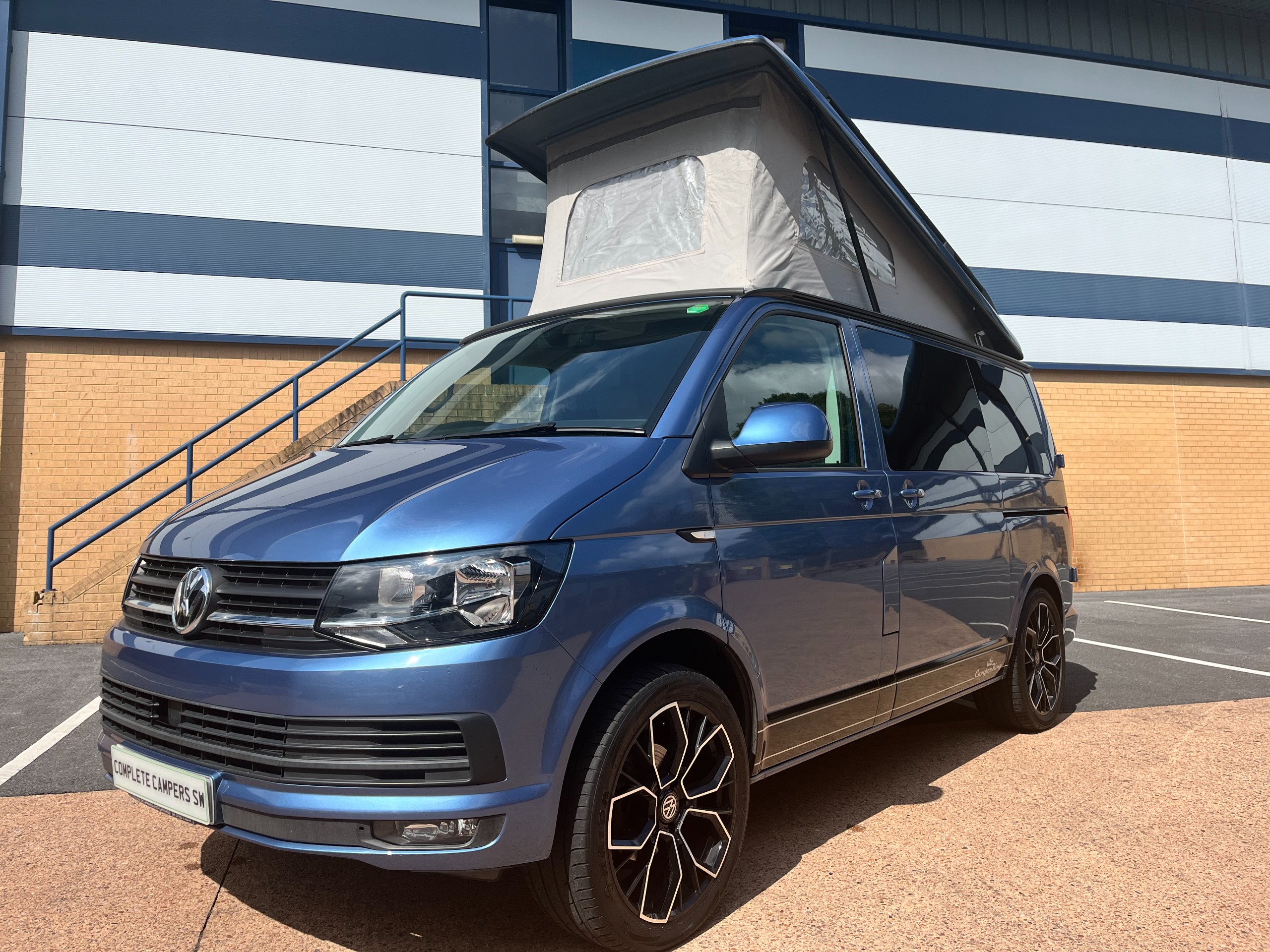 2019 Volkswagen Camperking Blue
