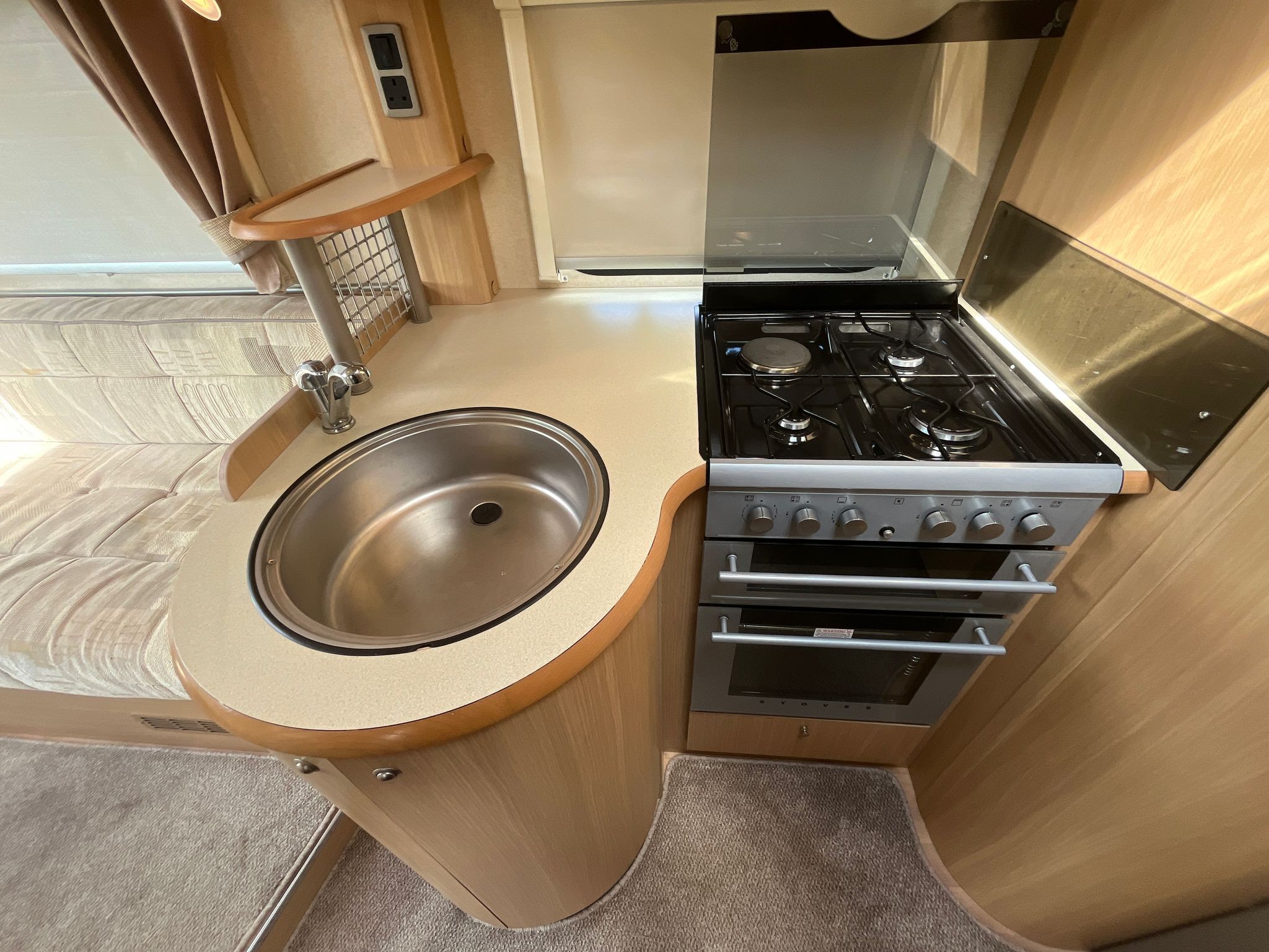 2008 Bessacarr E540 White