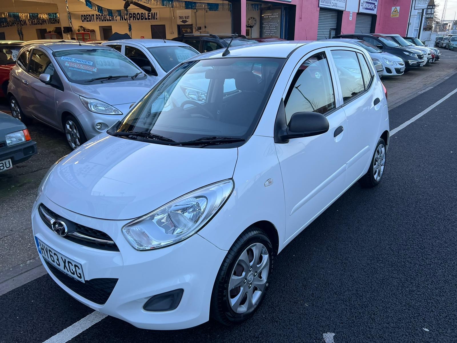 Hyundai i10 1.2 Classic Hatchback 5dr Petrol Manual Euro 5 [85 bhp] 2013