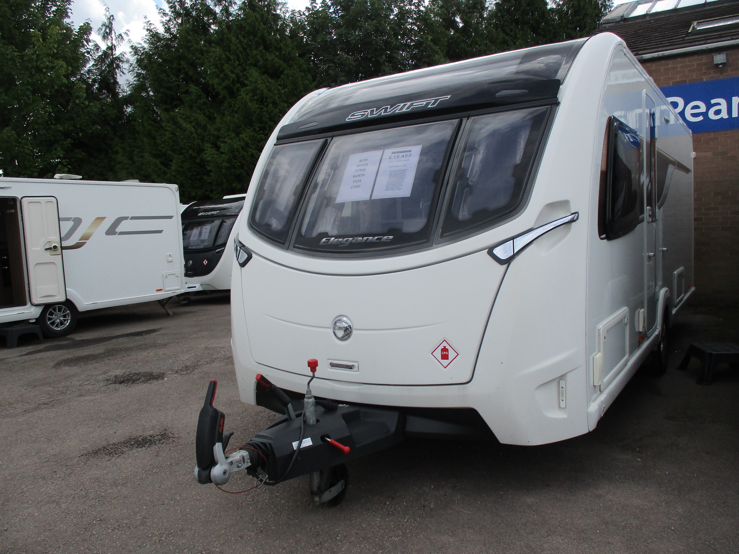 2018 Swift Elegance 580 White