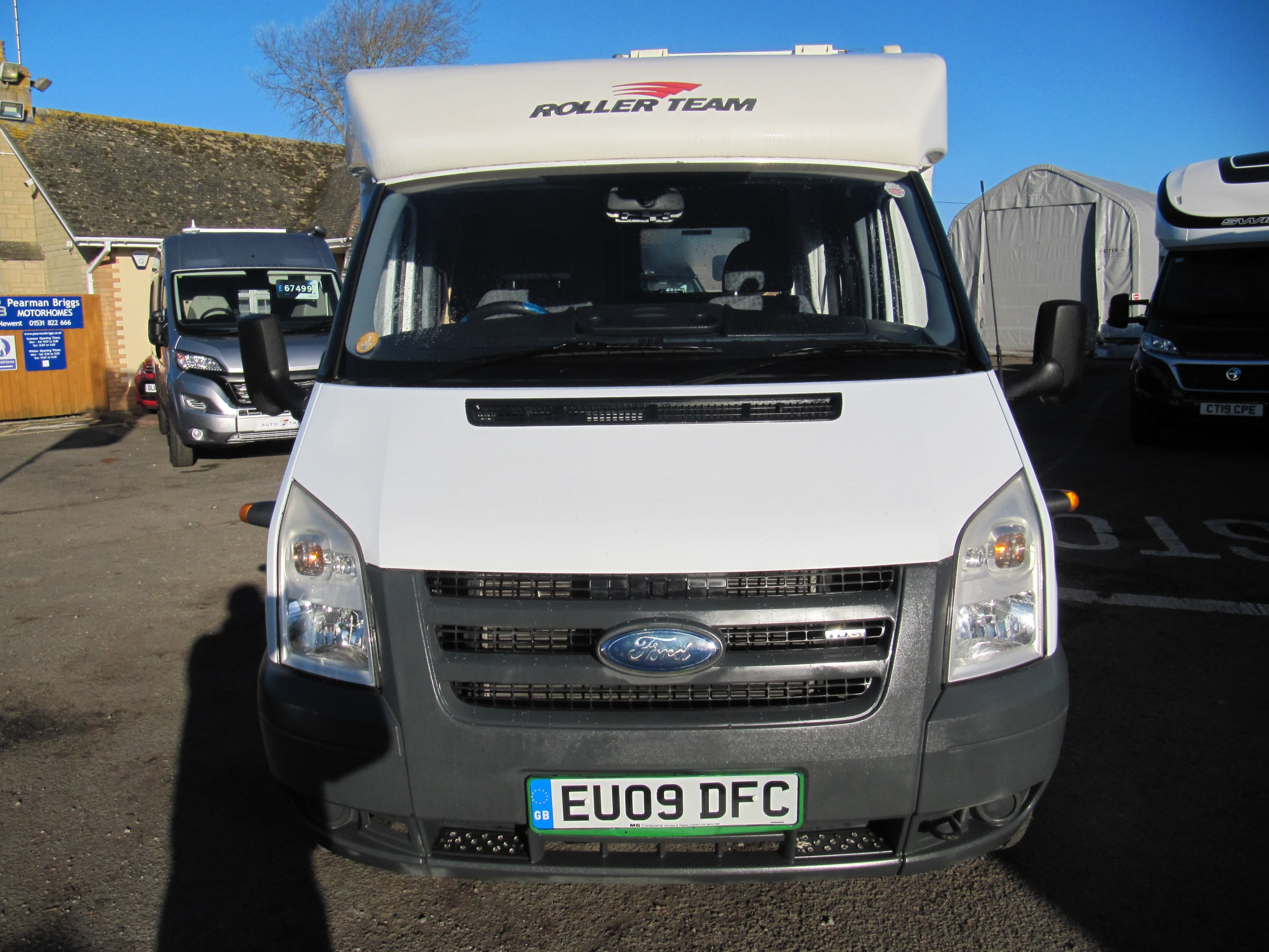 2009 Roller Team Auto-roller 200 White