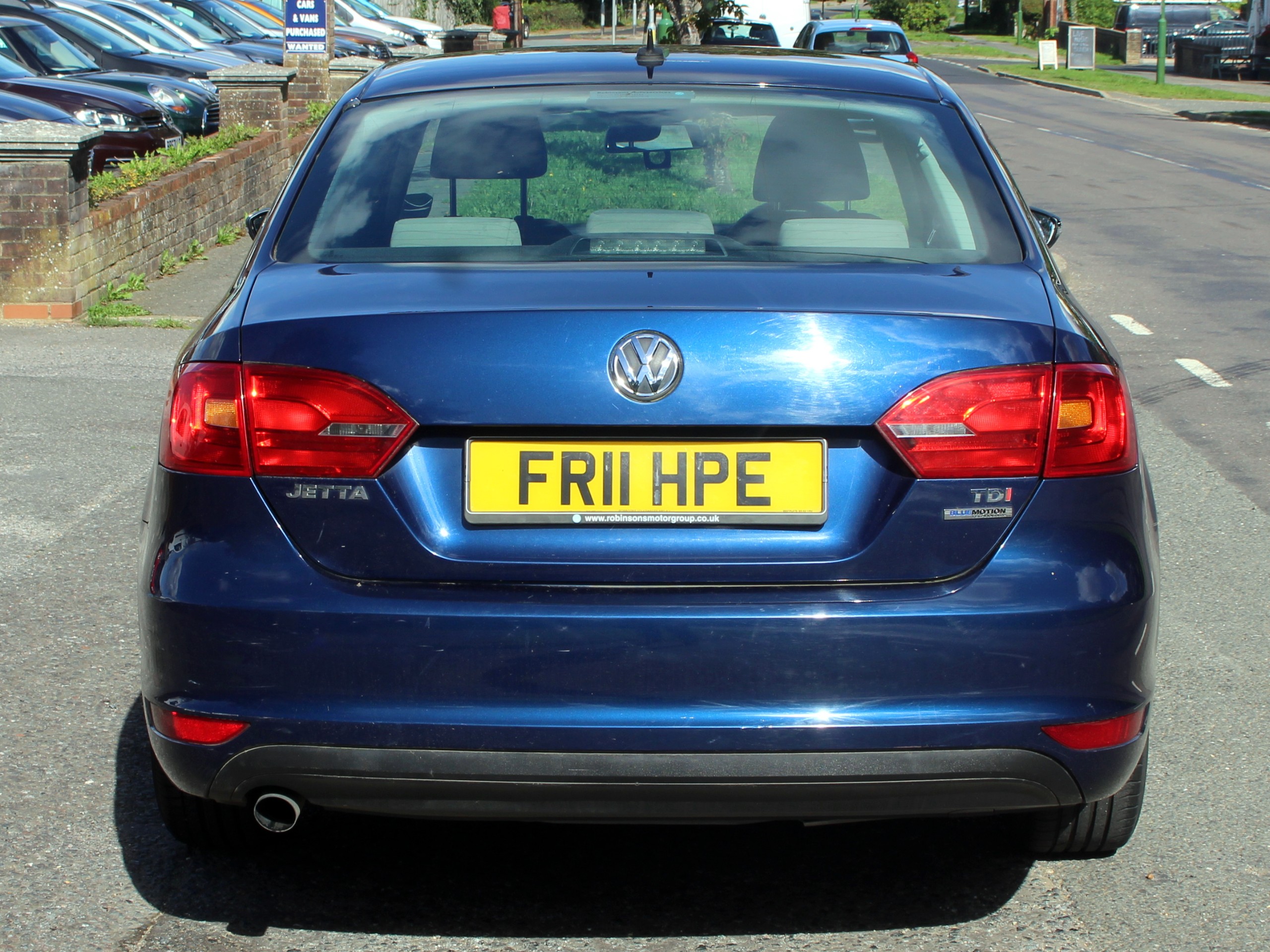 Volkswagen Jetta 1.6 TDI CR Bluemotion Tech S 4dr DSG 2011