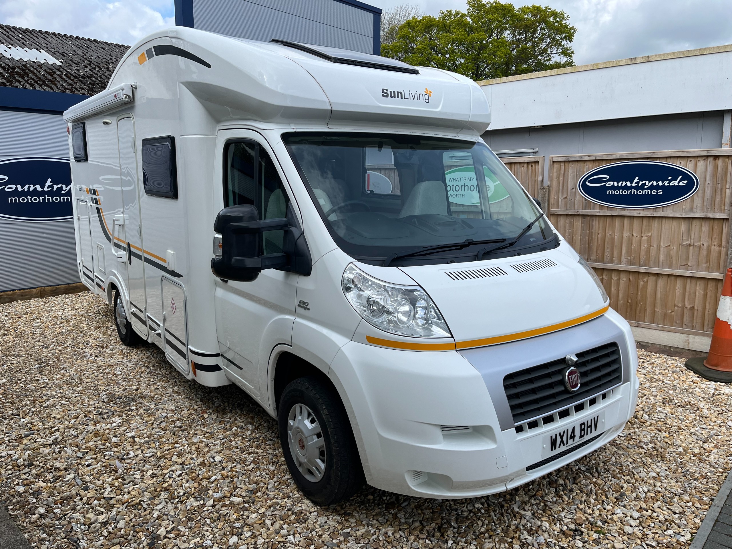 2014 Adria Sun Living White