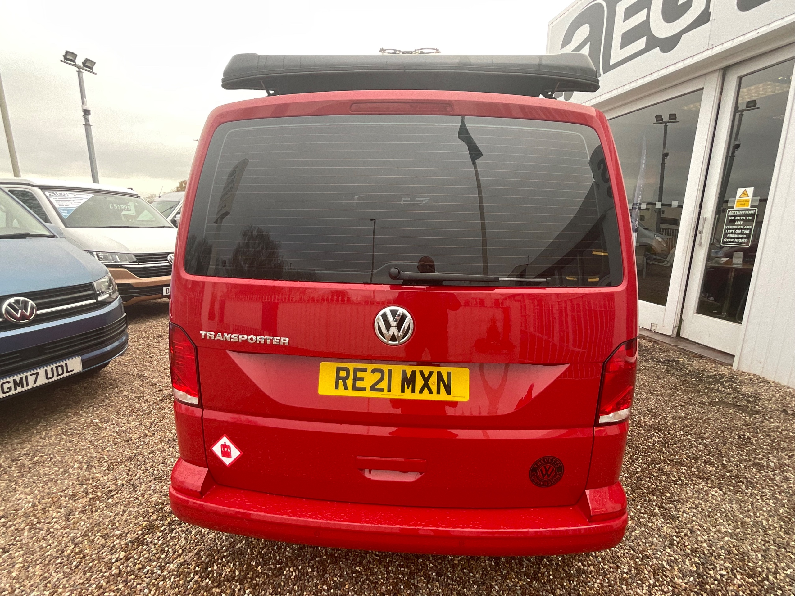 2021 Volkswagen Camper Red