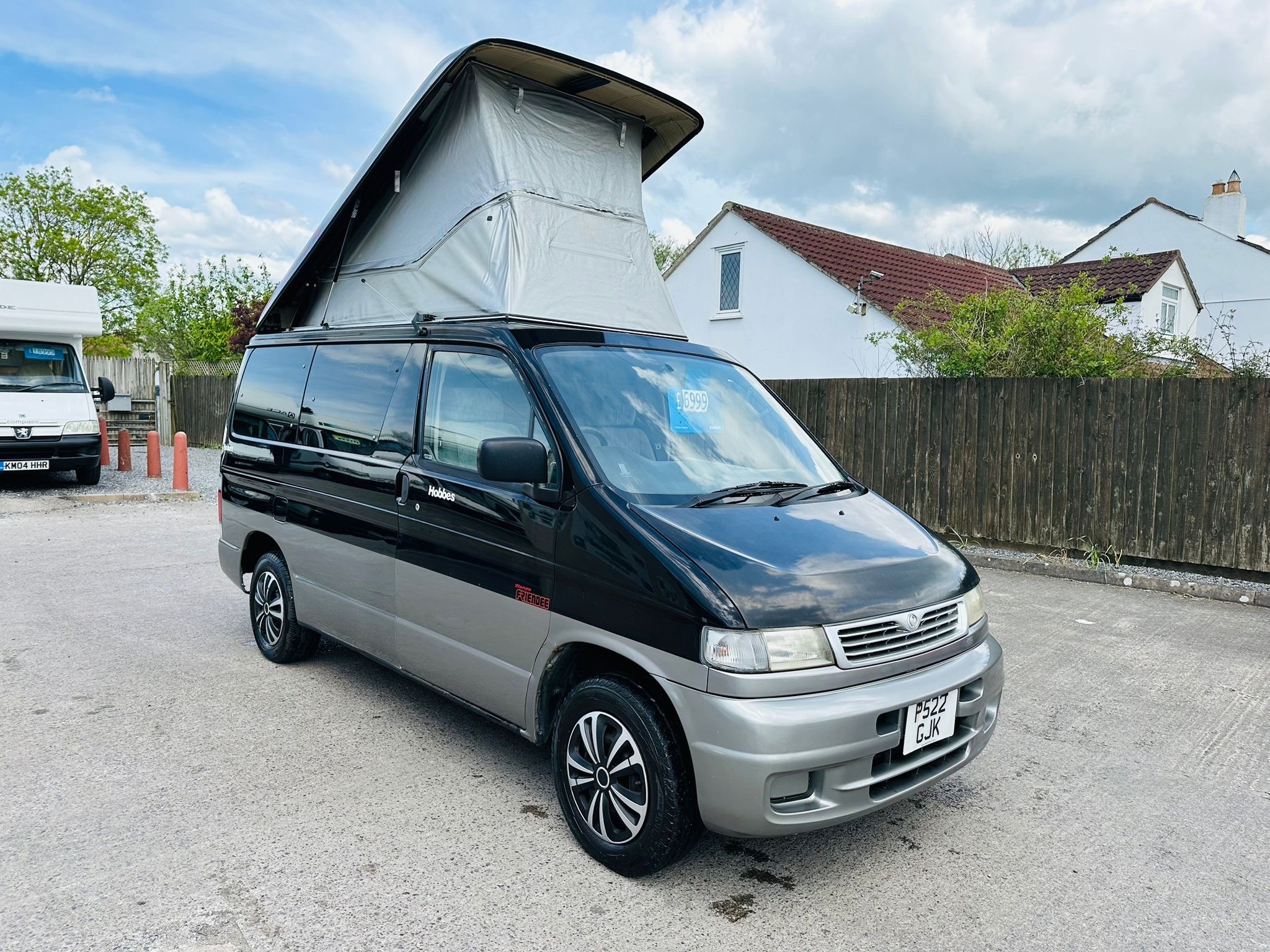 1996 Mazda Bongo Black/silver