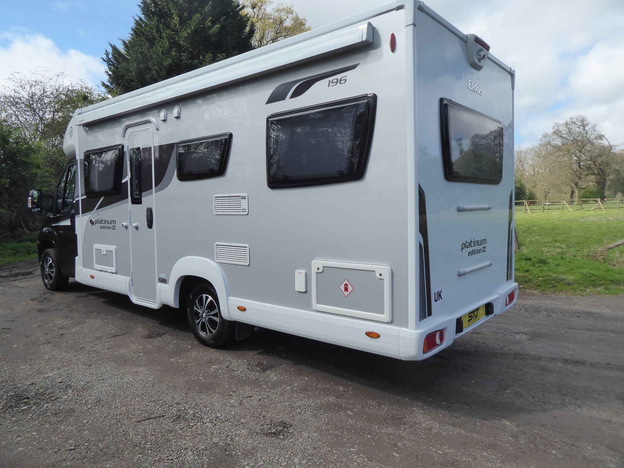 2021 Elddis Autoquest 196 Grey