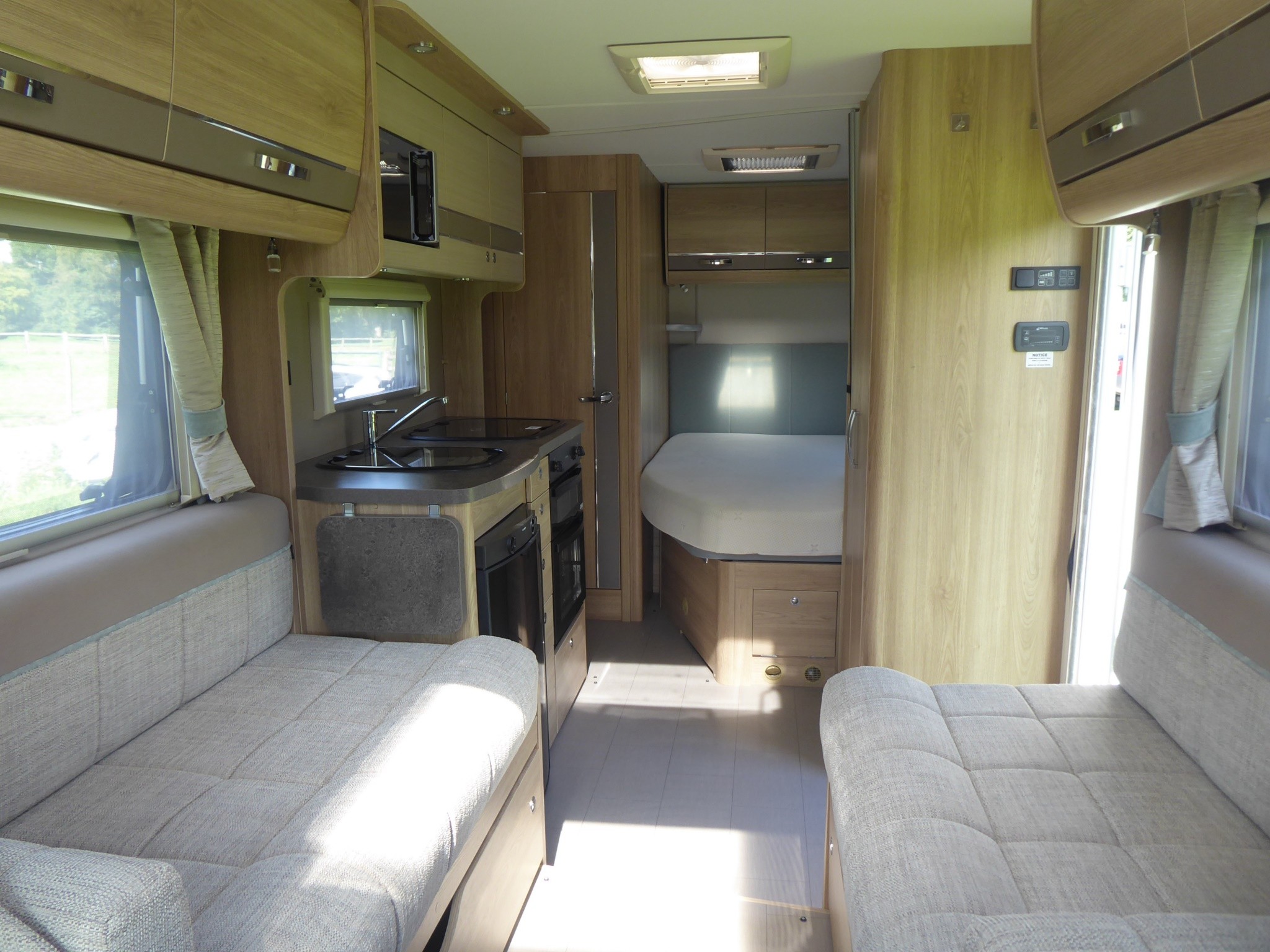 2020 Elddis Autoquest 155 Blue